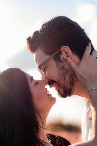 Is Romantic Reciprocity Beneficial? | Psychology Today Australia