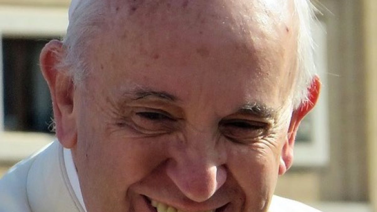 pope laughing