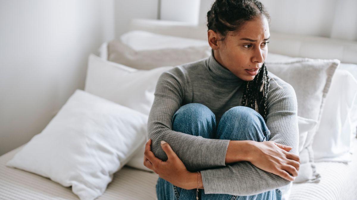 uncomfortable feeling