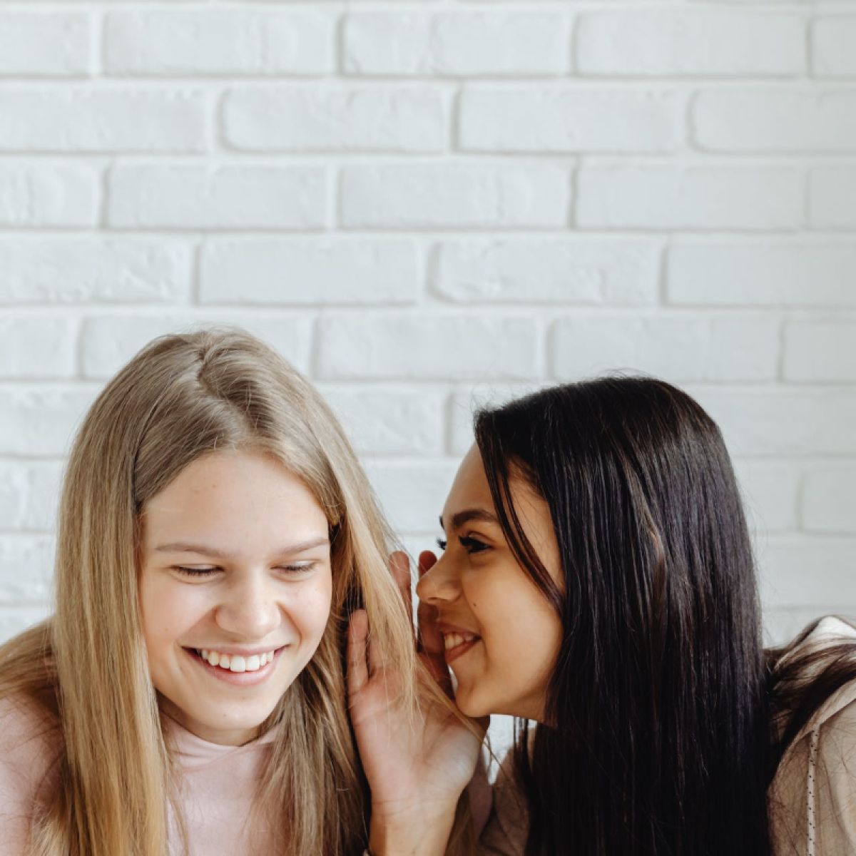 mean girl behavior examples