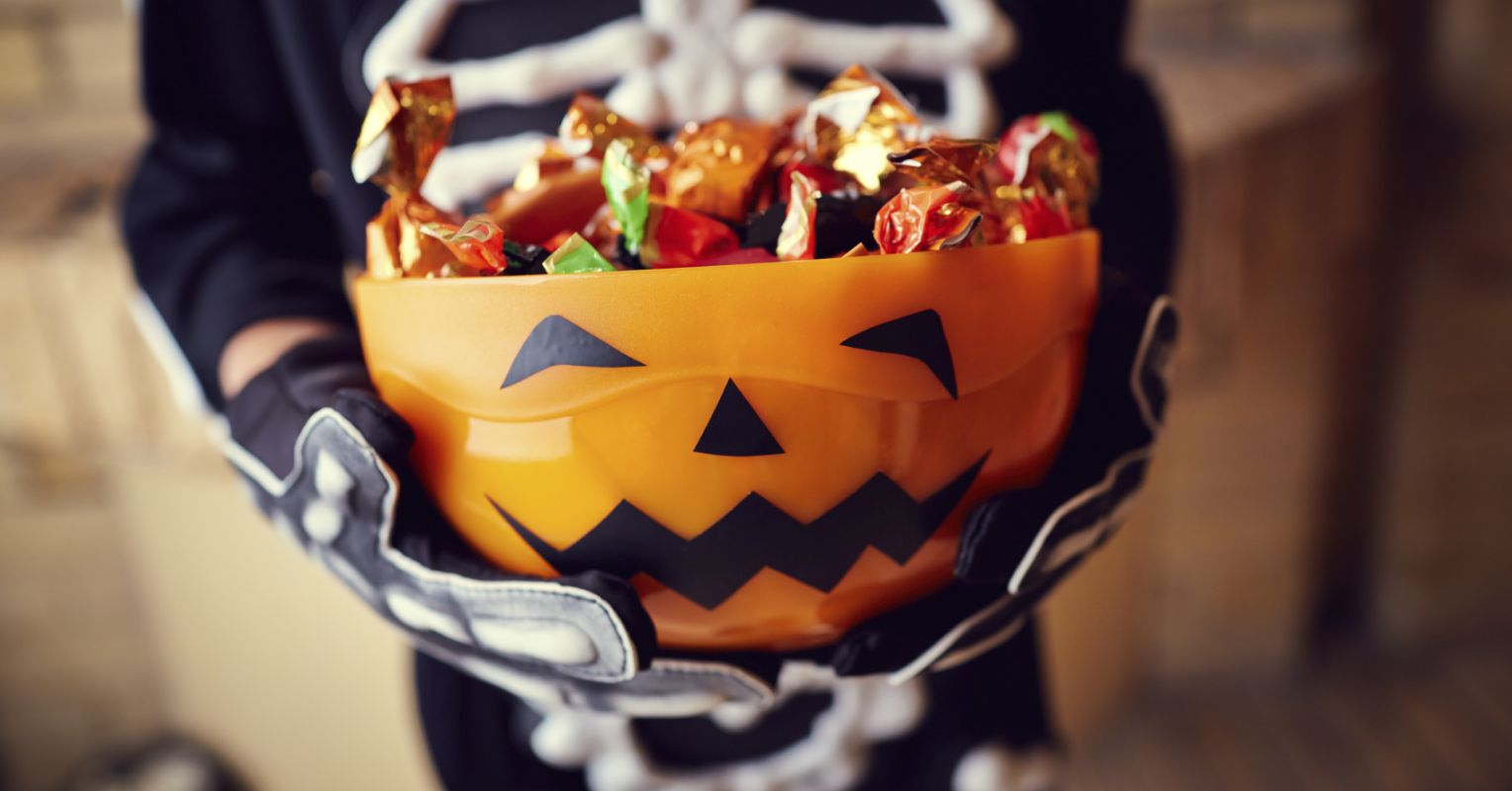 The 9 Best Ways to Avoid Overeating Halloween Candy | Psychology Today
