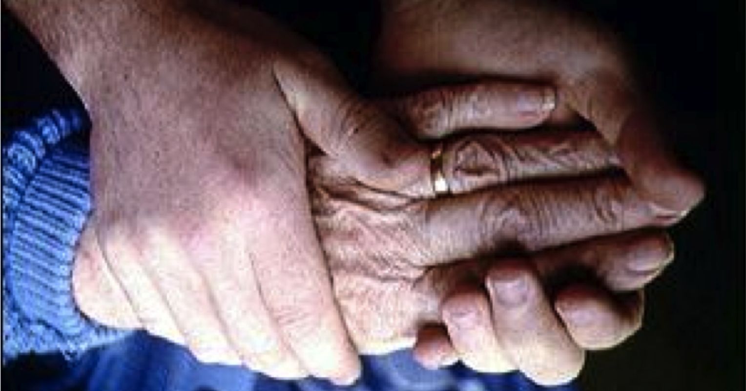 A Mid-Life Conundrum: When and How to Help Older Parents | Psychology Today