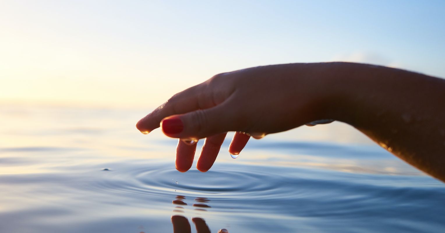 The Soothing Energy of Touch | Psychology Today