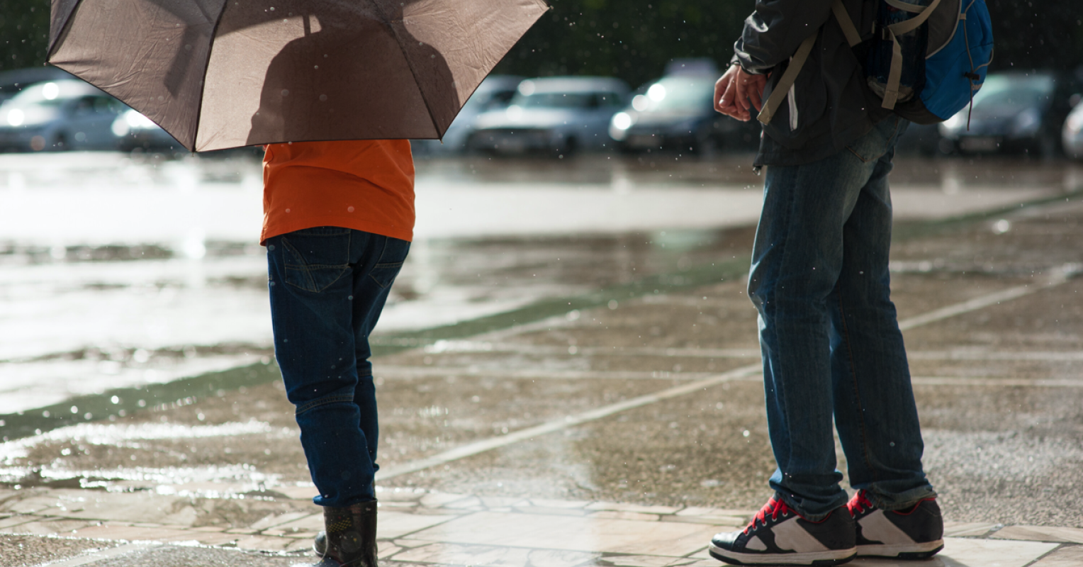 Storm Anxiety: 11 Tips to Help Your Child Cope | Psychology Today