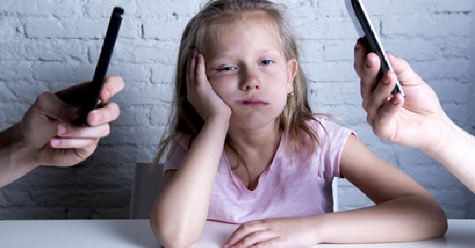 Hey Parents—Put Down Those Devices | Psychology Today Australia