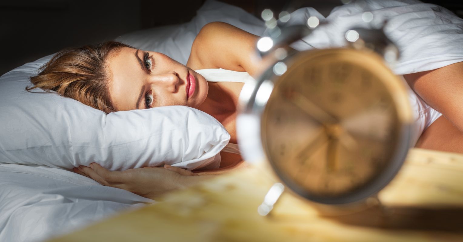 Frustrated You Can't Sleep? Try Staying Awake Instead | Psychology Today