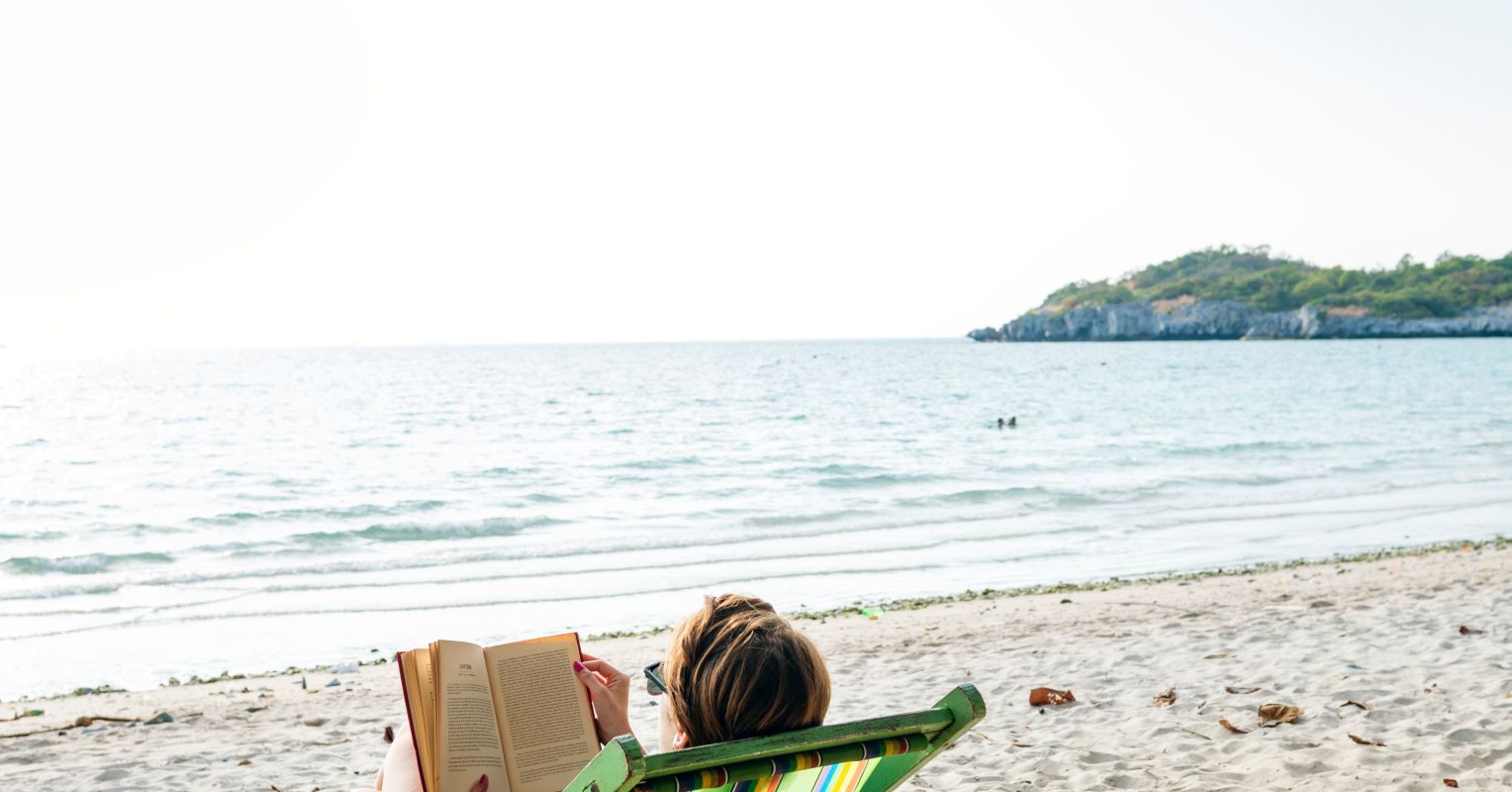 My 5 Favorite Body Positive Beach Reads | Psychology Today United Kingdom