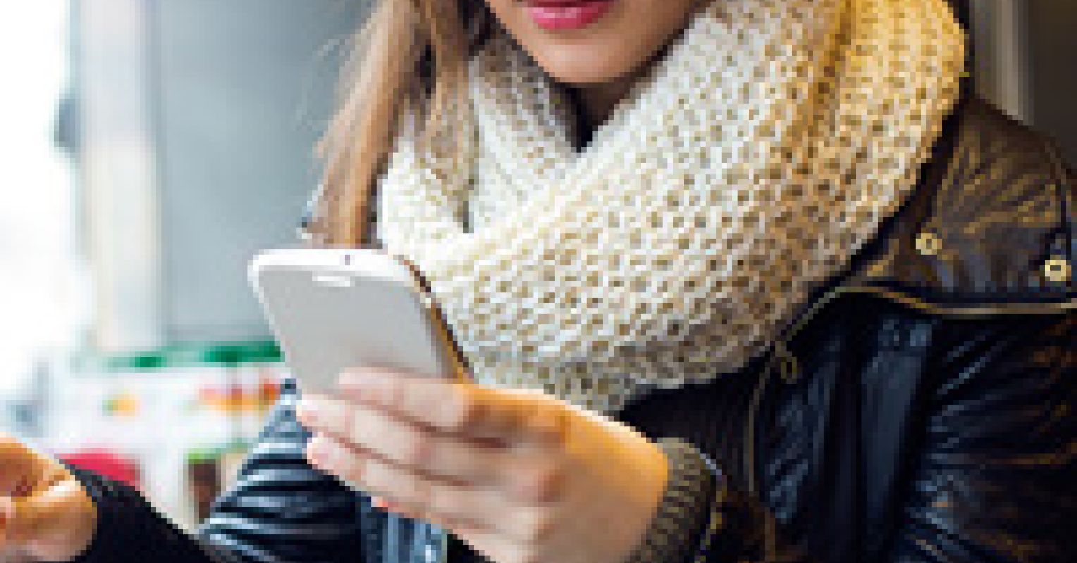 Smartphones and the Relationships Between Young Adults | Psychology Today