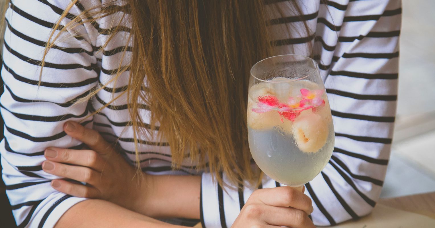 20 Subtle Eating Disorder Signs | Psychology Today