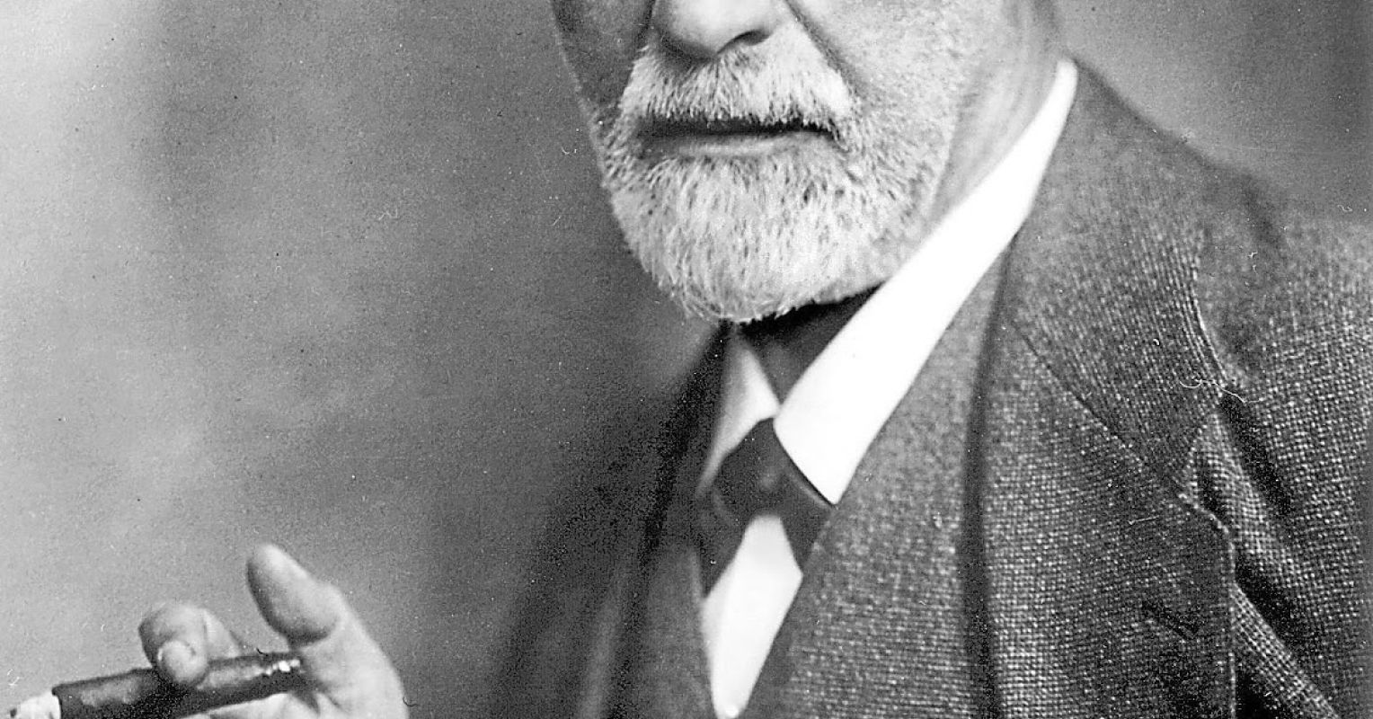 Are You in Love With Your Therapist? | Psychology Today Canada