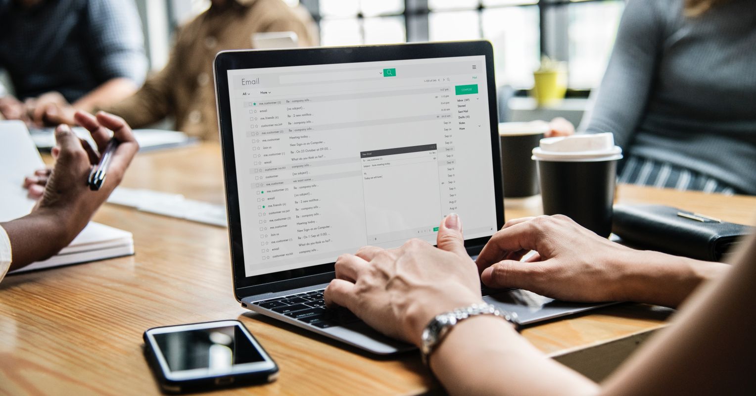 7 Reasons People Check Email Constantly | Psychology Today