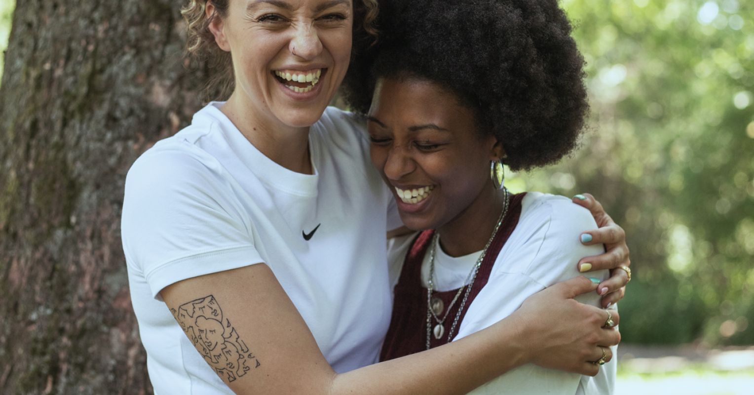 This Is the Secret to Close Friendships | Psychology Today