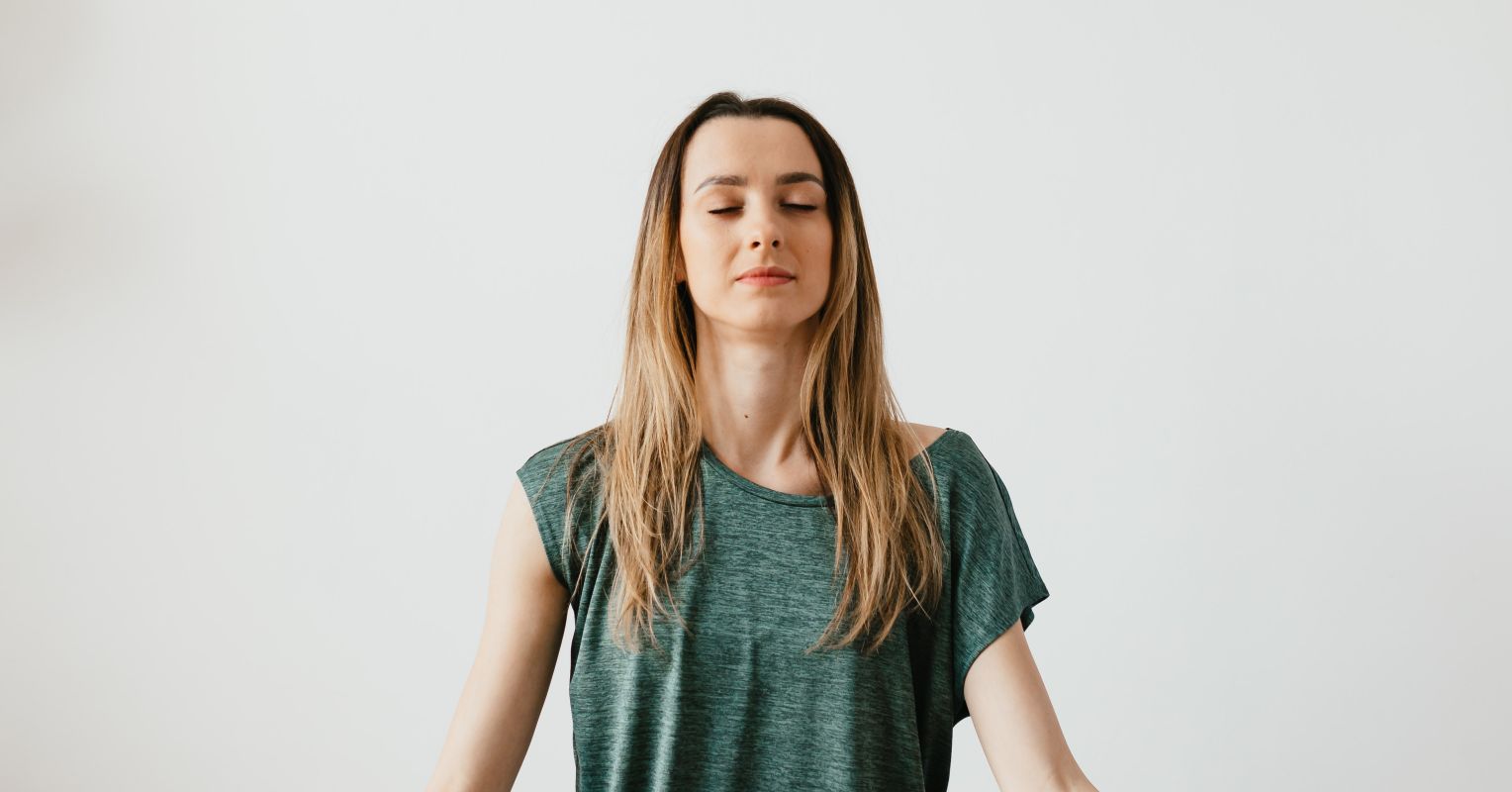 The Pain of Loneliness and the Pleasure of Solitude | Psychology Today