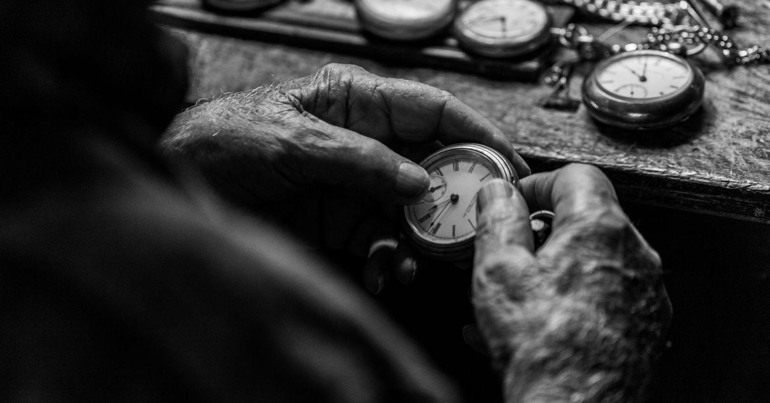 How to Navigate Letting Go, Grief, and Gratitude | Psychology Today