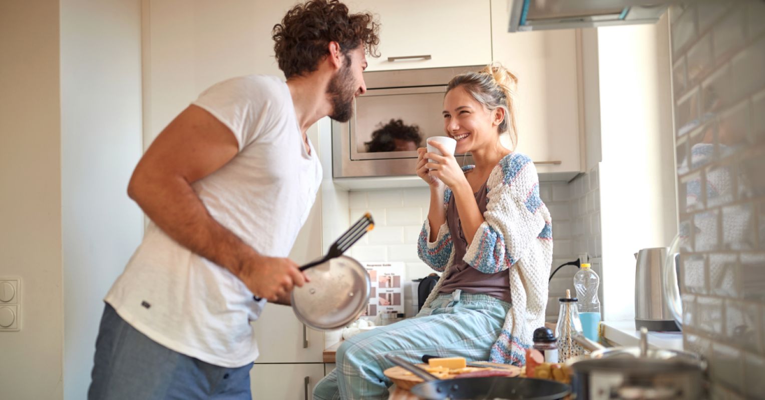 Does Getting Married Really Make Us Happier? | Psychology Today