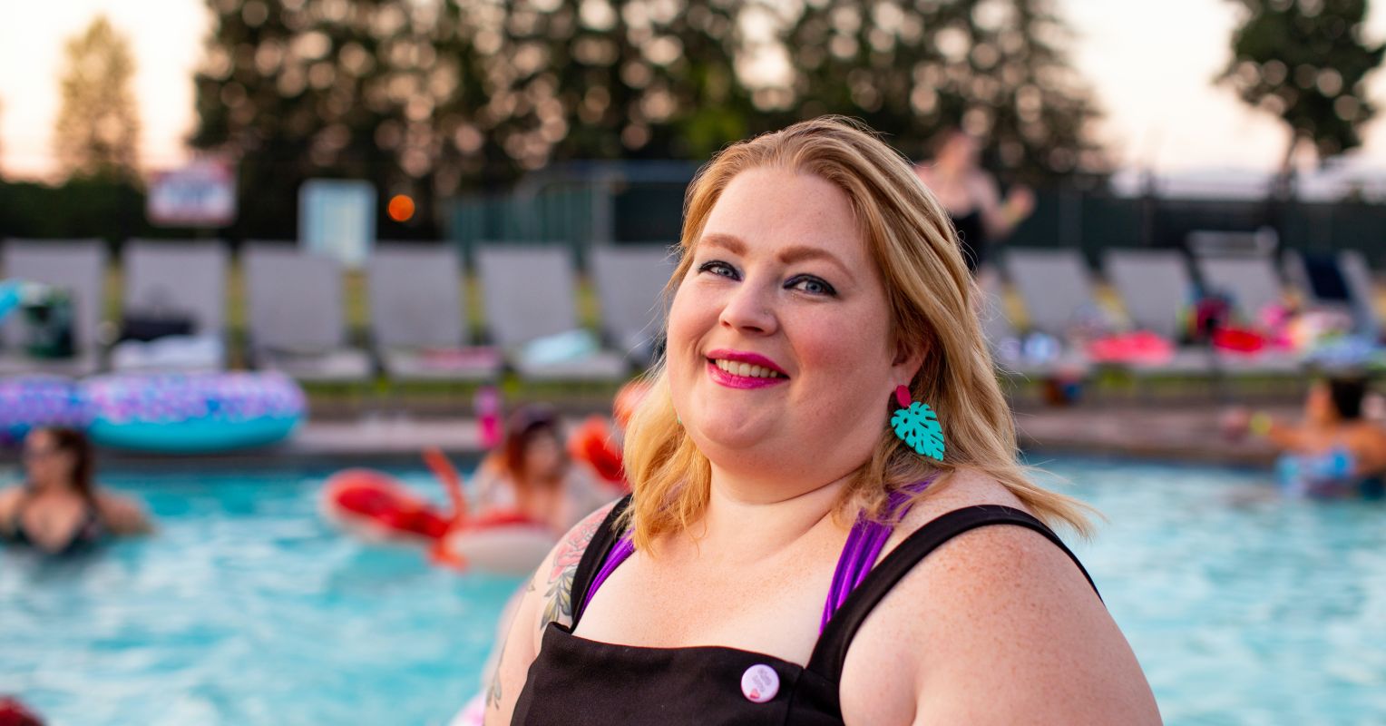 Identifying as Fat: Can It Buffer Weight Discrimination? | Psychology Today