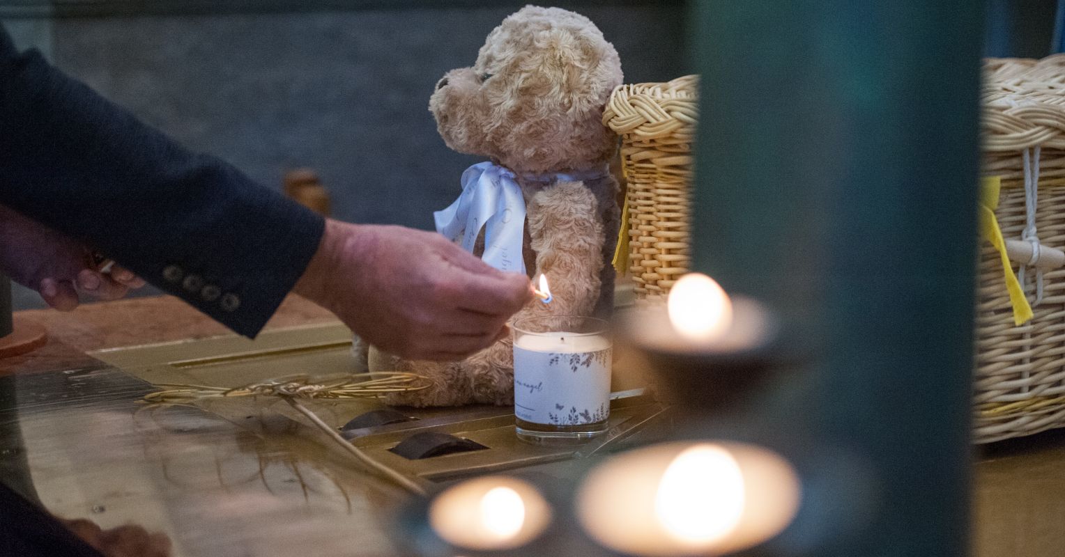 Does Gun Violence Demand More Graphic Images in the News? | Psychology ...