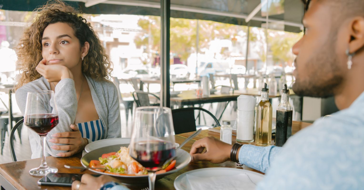10 Signs That a Date Isn't Going Very Well | Psychology Today