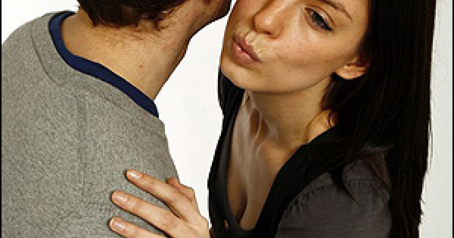 To Kiss Or To Hug | Psychology Today