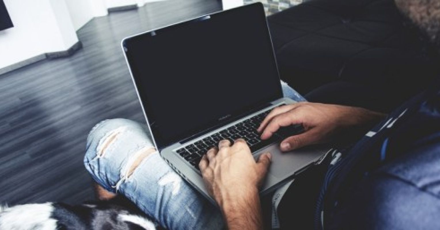 10 Tips to Protect Yourself From Cyberstalking | Psychology Today