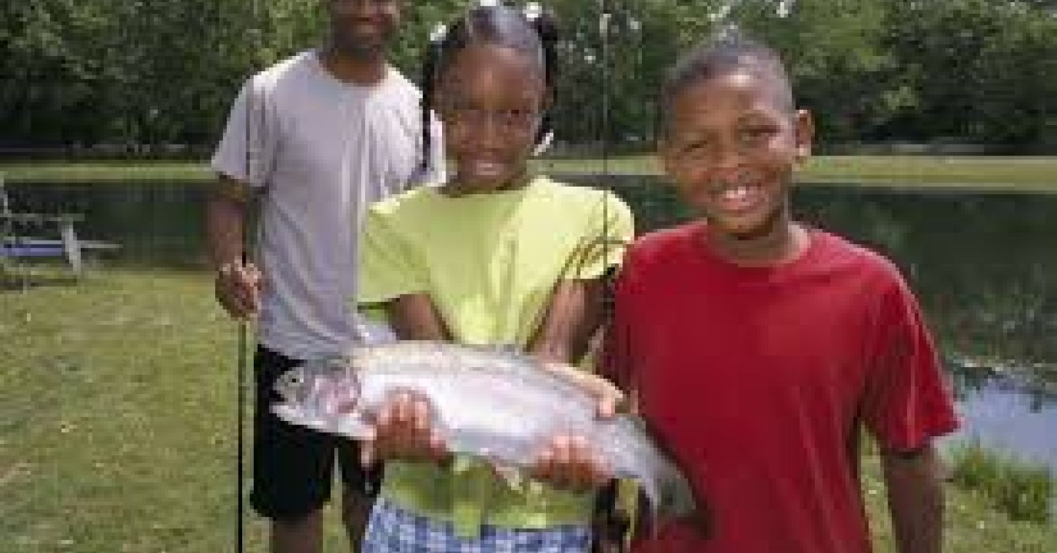 Otherfathering and Men in Polyamorous Families | Psychology Today