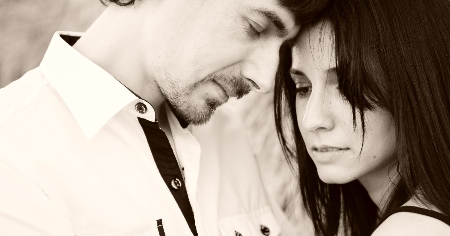 How to Interpret 3 Common Romantic Mixed Signals | Psychology Today