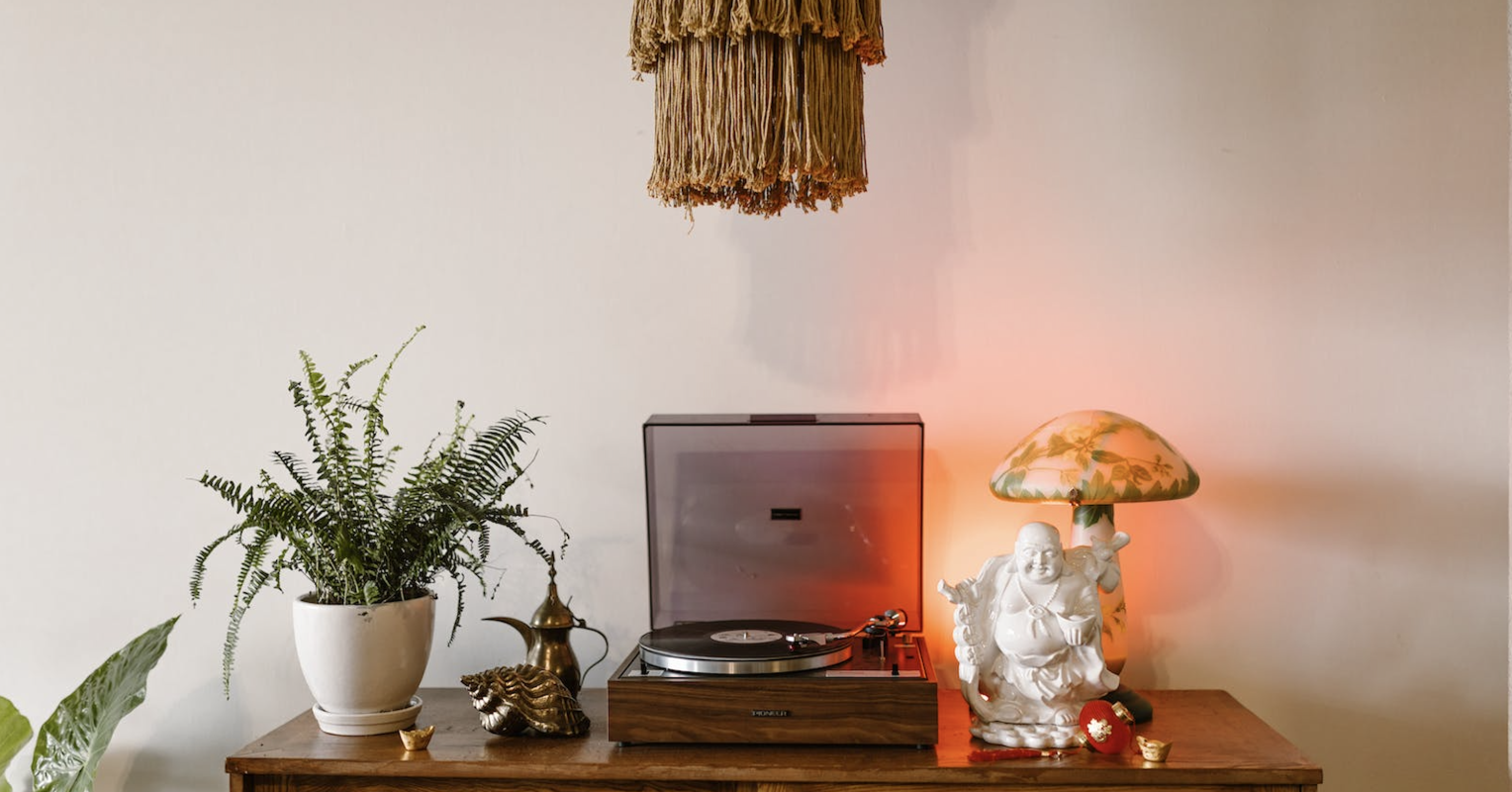 Keep, Chuck, or Donate: Why Not Repurpose Those Heirlooms? | Psychology ...