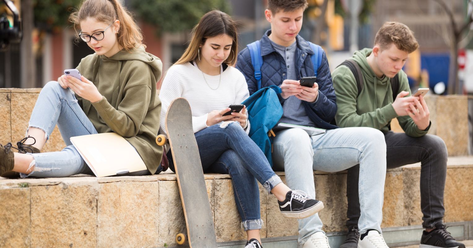 Trying to Resolve Conflict Via Texting Can Create Confusion ...