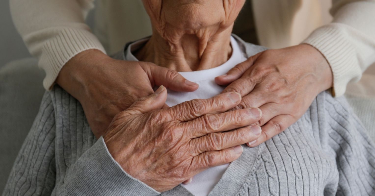 When Both Elderly Parents Die | Psychology Today