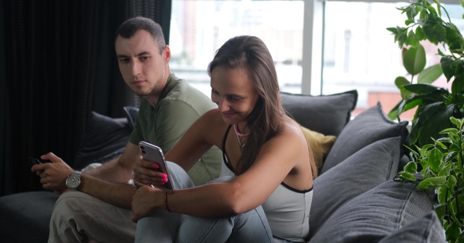 How to Recognize Micro-Cheating in a Relationship | Psychology Today