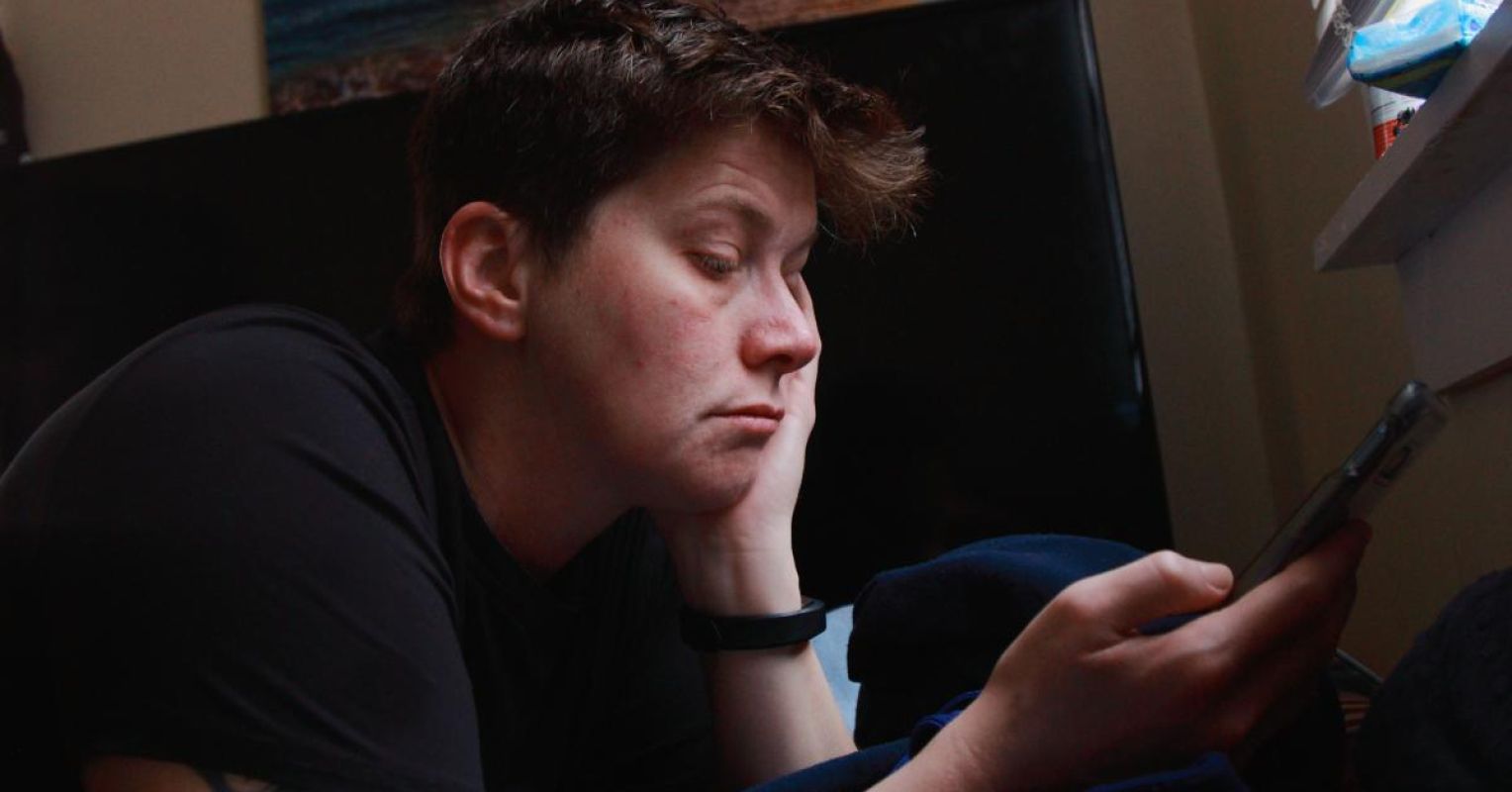 Why the Phenomenon of "Phubbing" Is Like Relationship Mold | Psychology Today