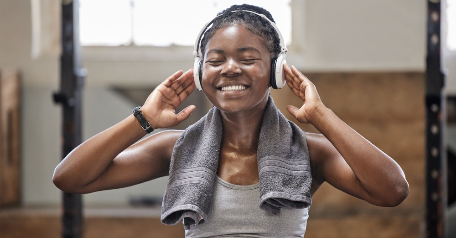 3 Reasons Why Listening to Your Own Music Boosts a Workout | Psychology ...