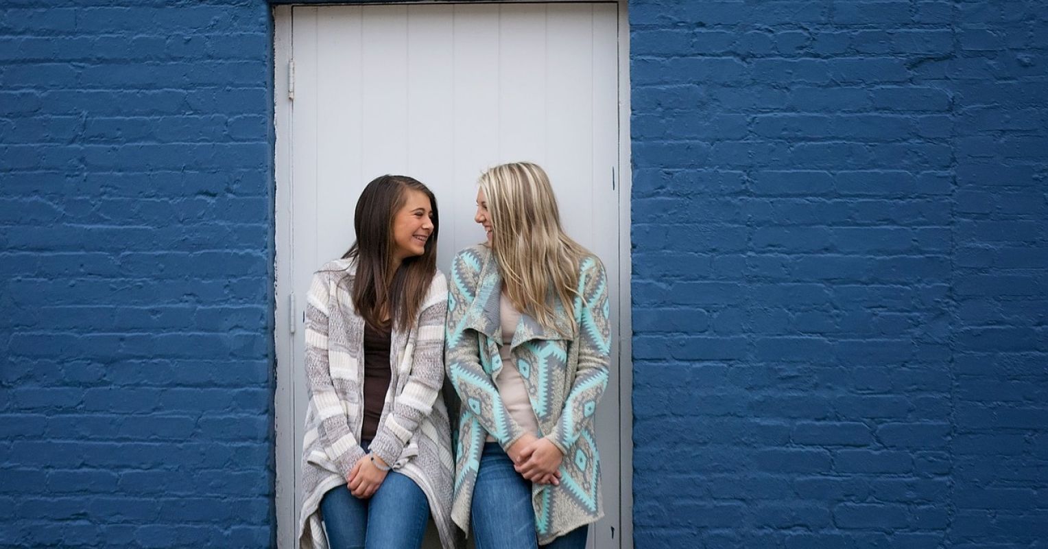 The Chameleon Effect: Why We Mirror Friends and Lovers | Psychology Today