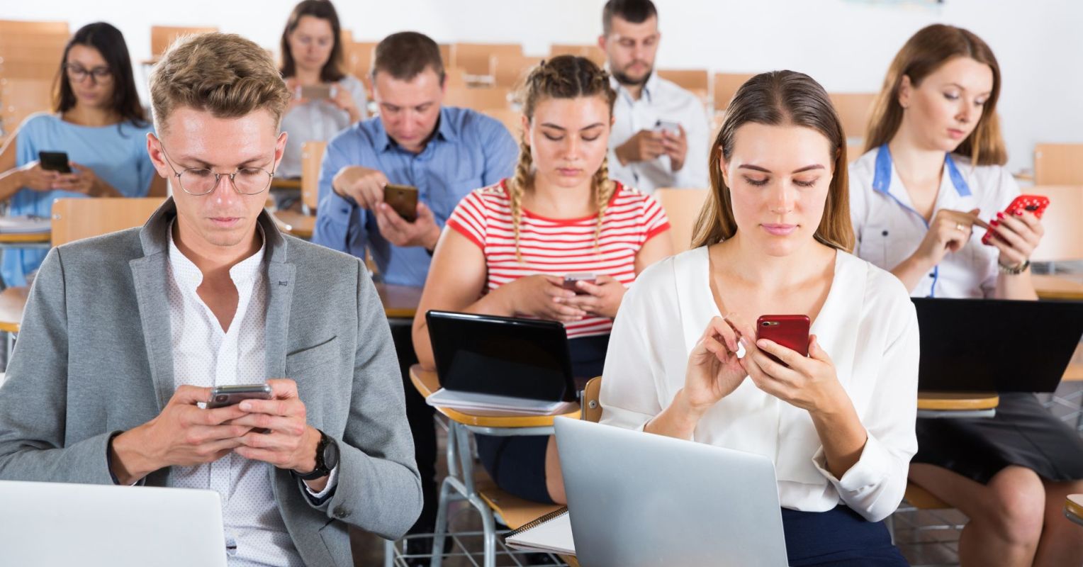 How to Use SWOT Analysis to Balance Media Habits | Psychology Today