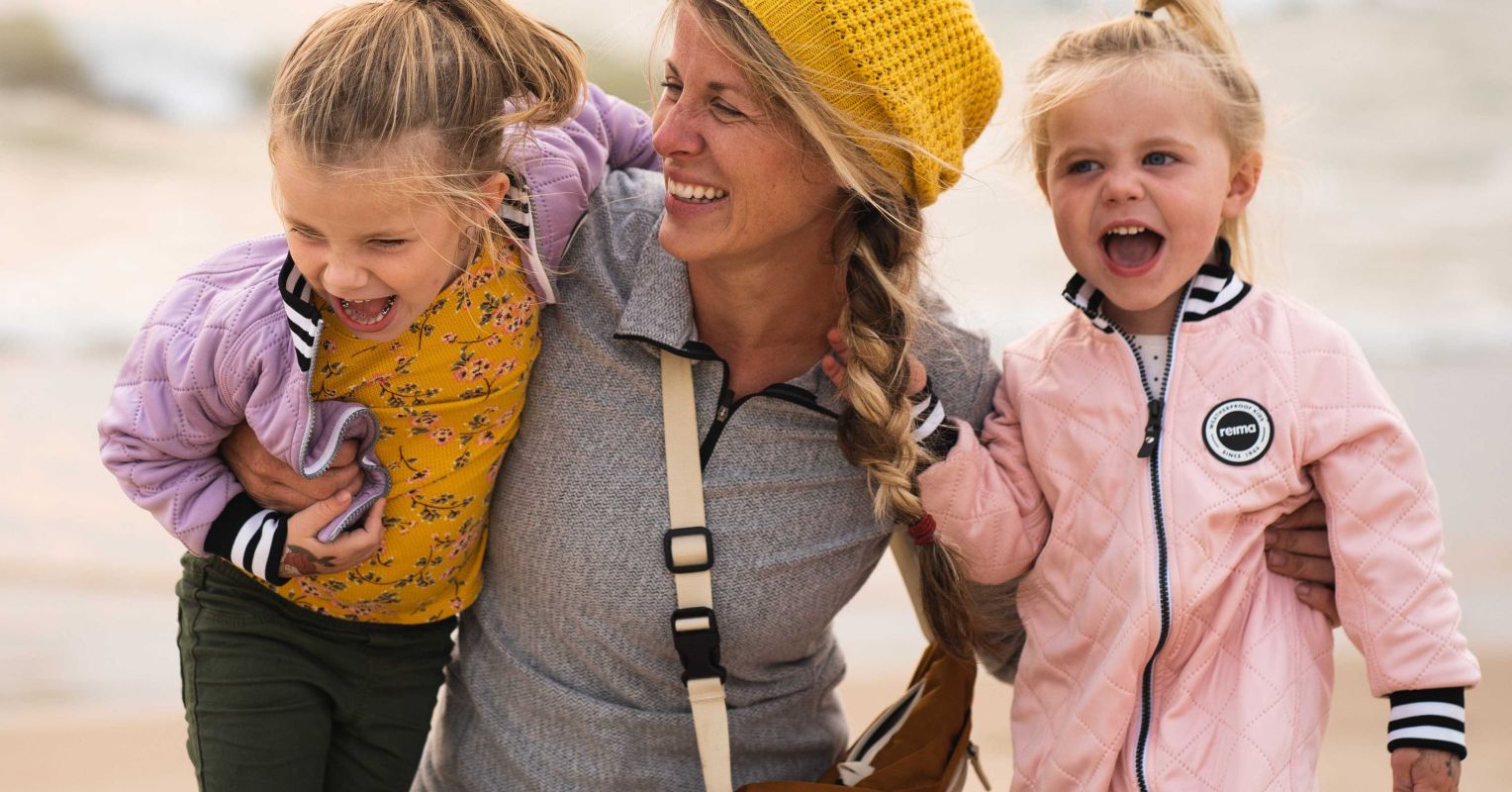 Can We Compare New and Old Theories of Laughter? | Psychology Today