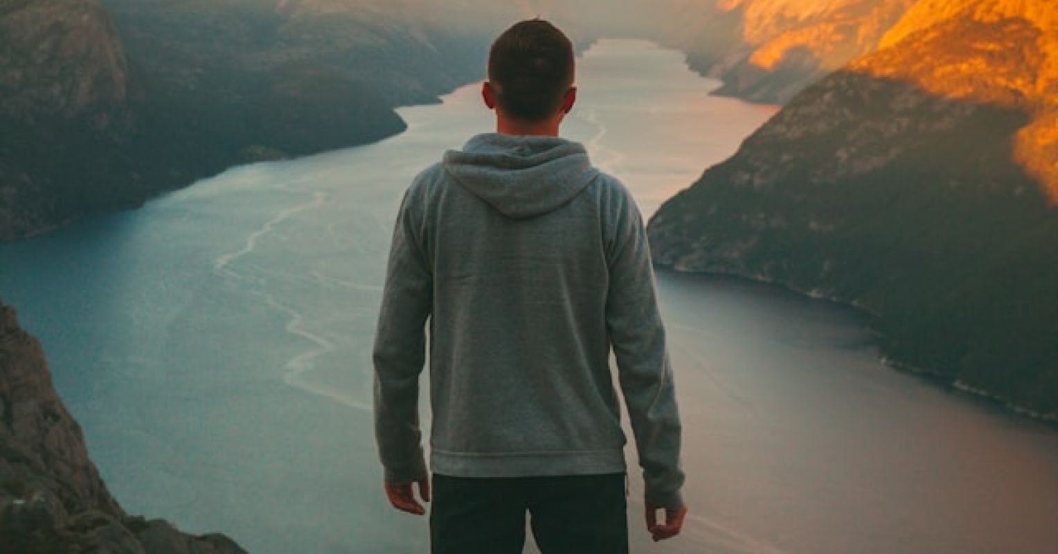 Zooming Out Can Ease Anxiety and Depression | Psychology Today