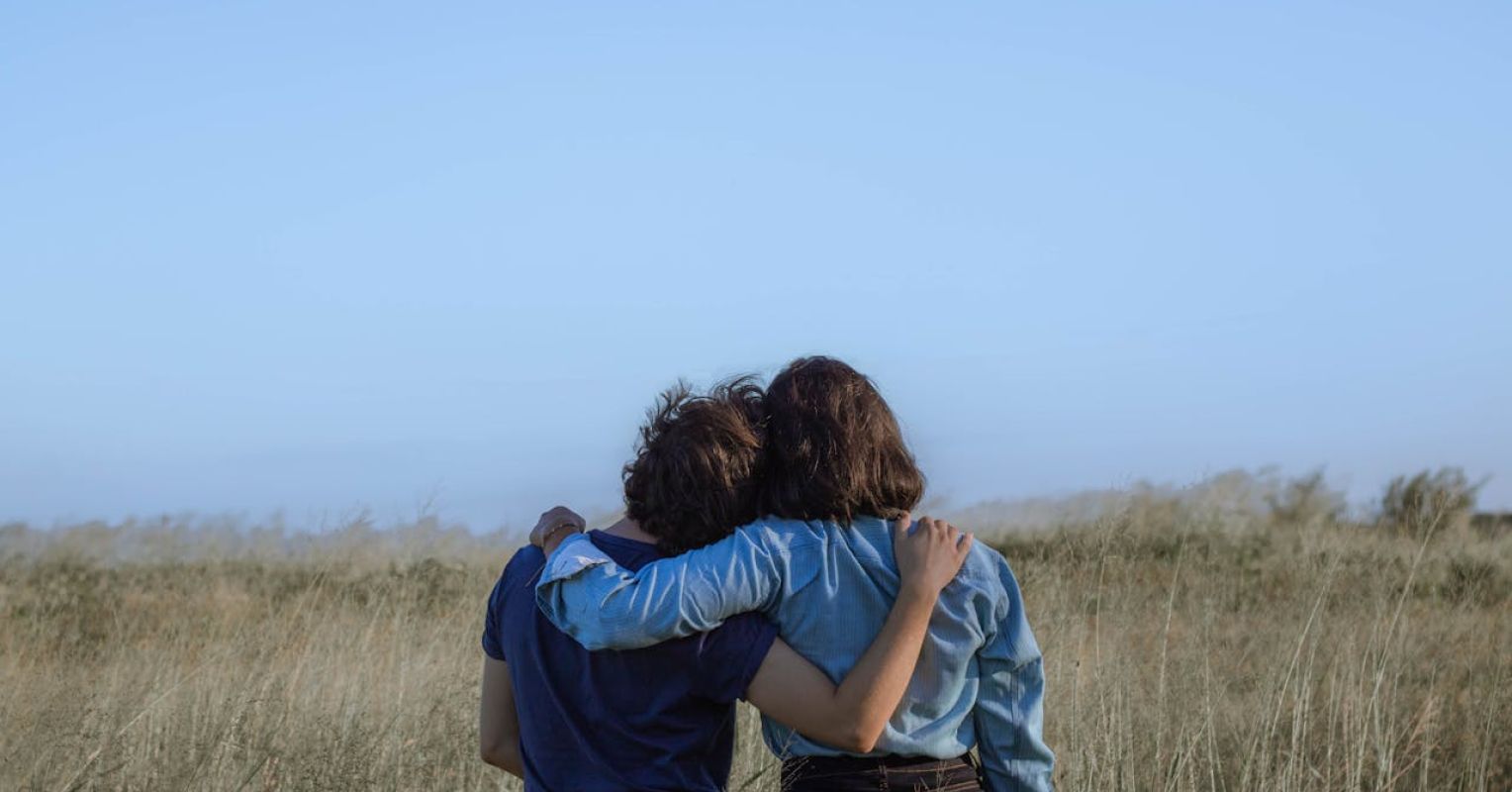 How Supportive Relationships Contribute to Our Well-Being | Psychology ...