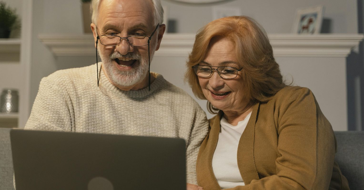 10 Things to Know About Grandparenting From a Distance | Psychology ...