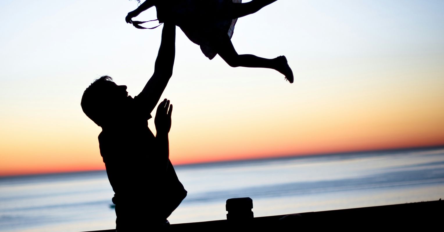 What's the Relationship Between Attachment and Authenticity ...