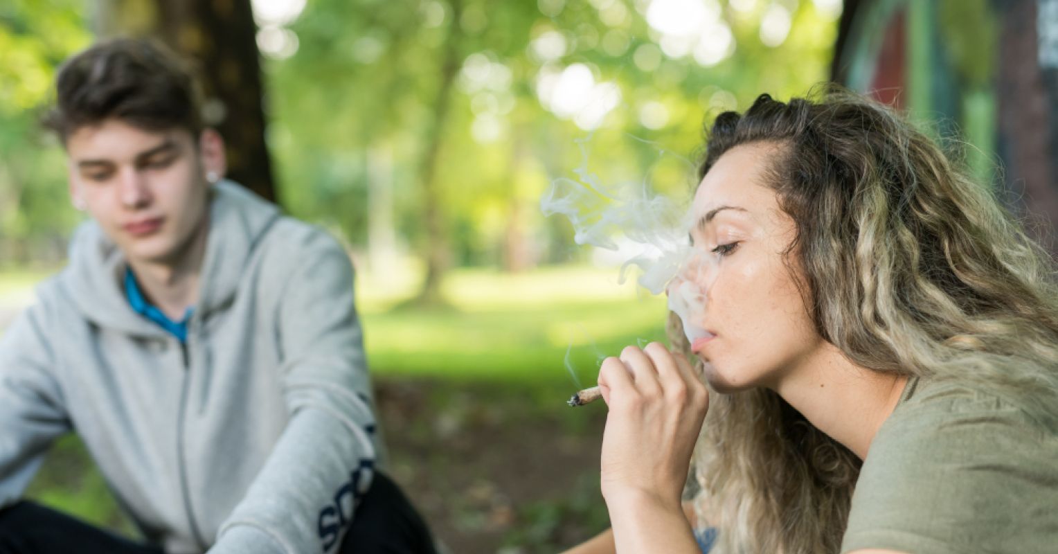 The Reality of Teens and Weed | Psychology Today United Kingdom