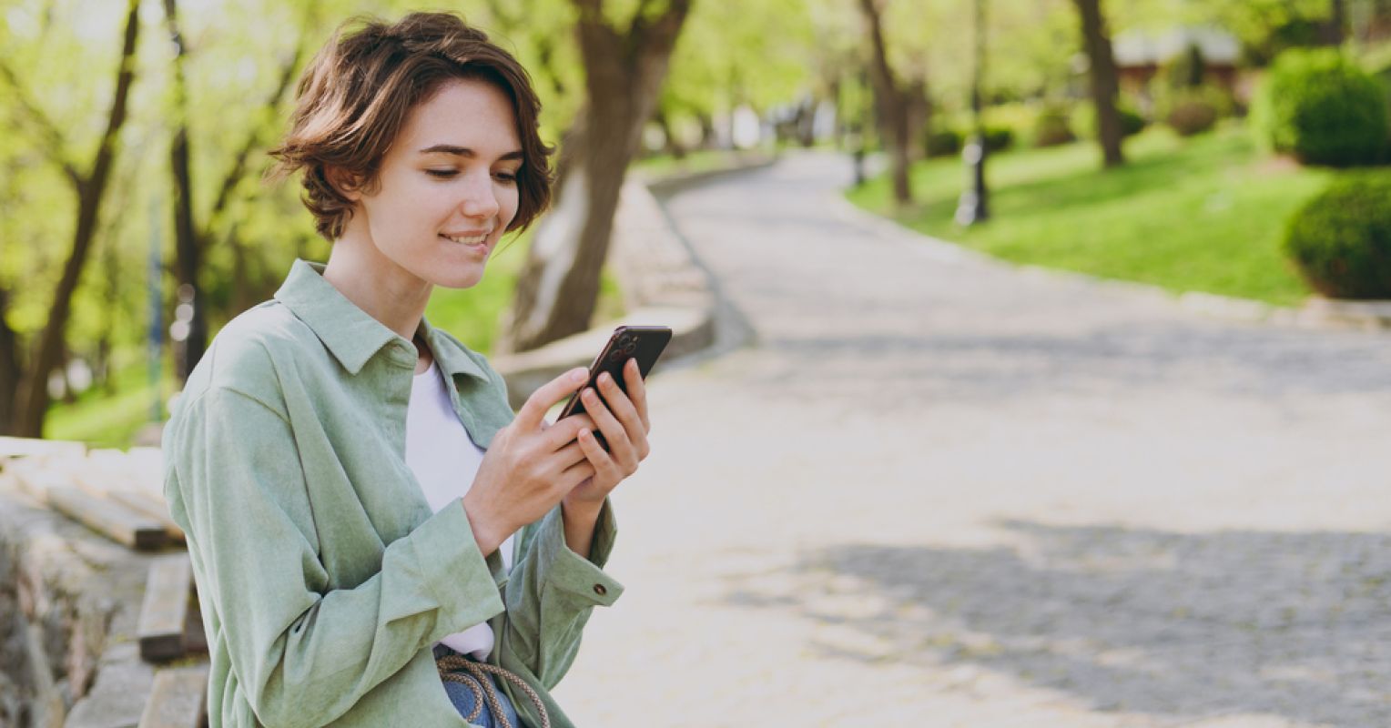 Why "Pebbling" Can Be So Good for a Couple | Psychology Today