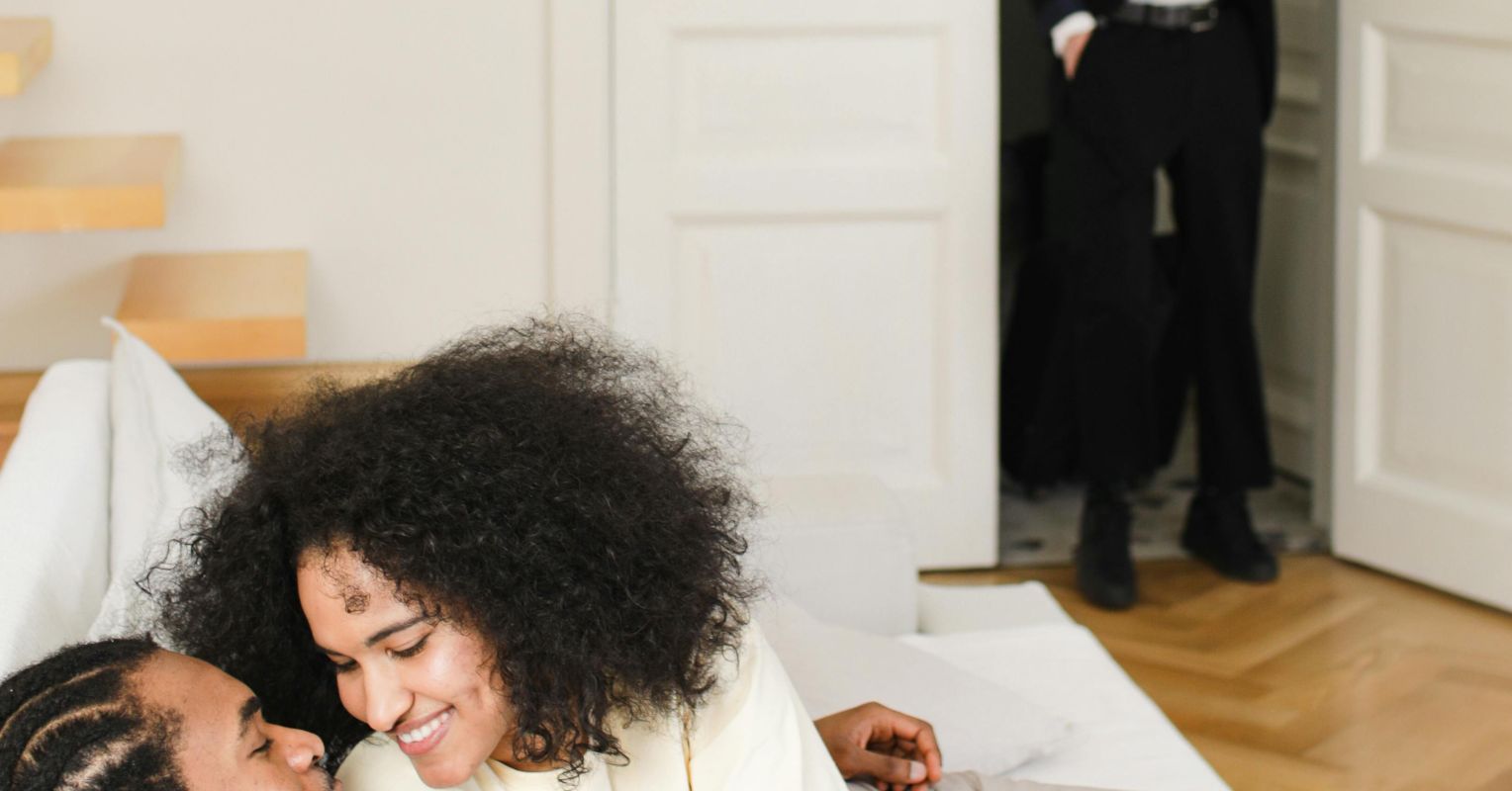 When Women Cheat, It's Usually for These 10 Reasons | Psychology Today