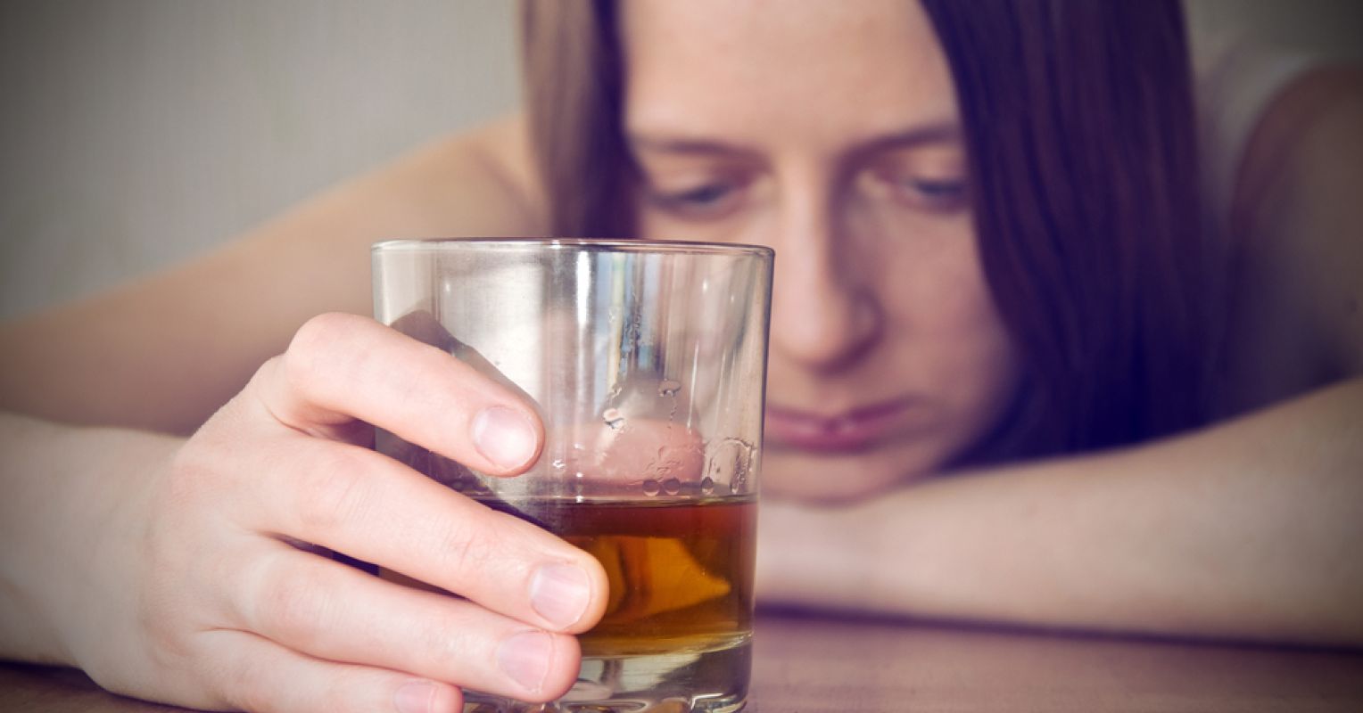 10 Warning Signs of a Problem With Alcohol | Psychology Today