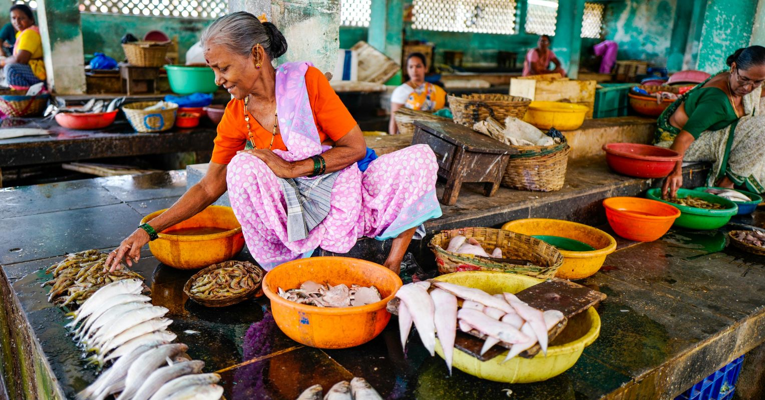 The Indian Caste System: A Self-Perpetuating Social Order | Psychology ...