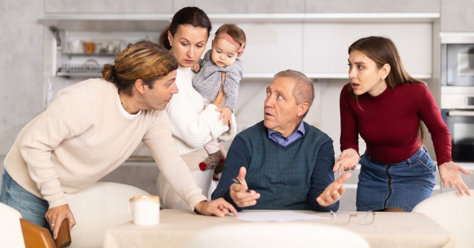 Why Families Don't Change, Even When They Should | Psychology Today