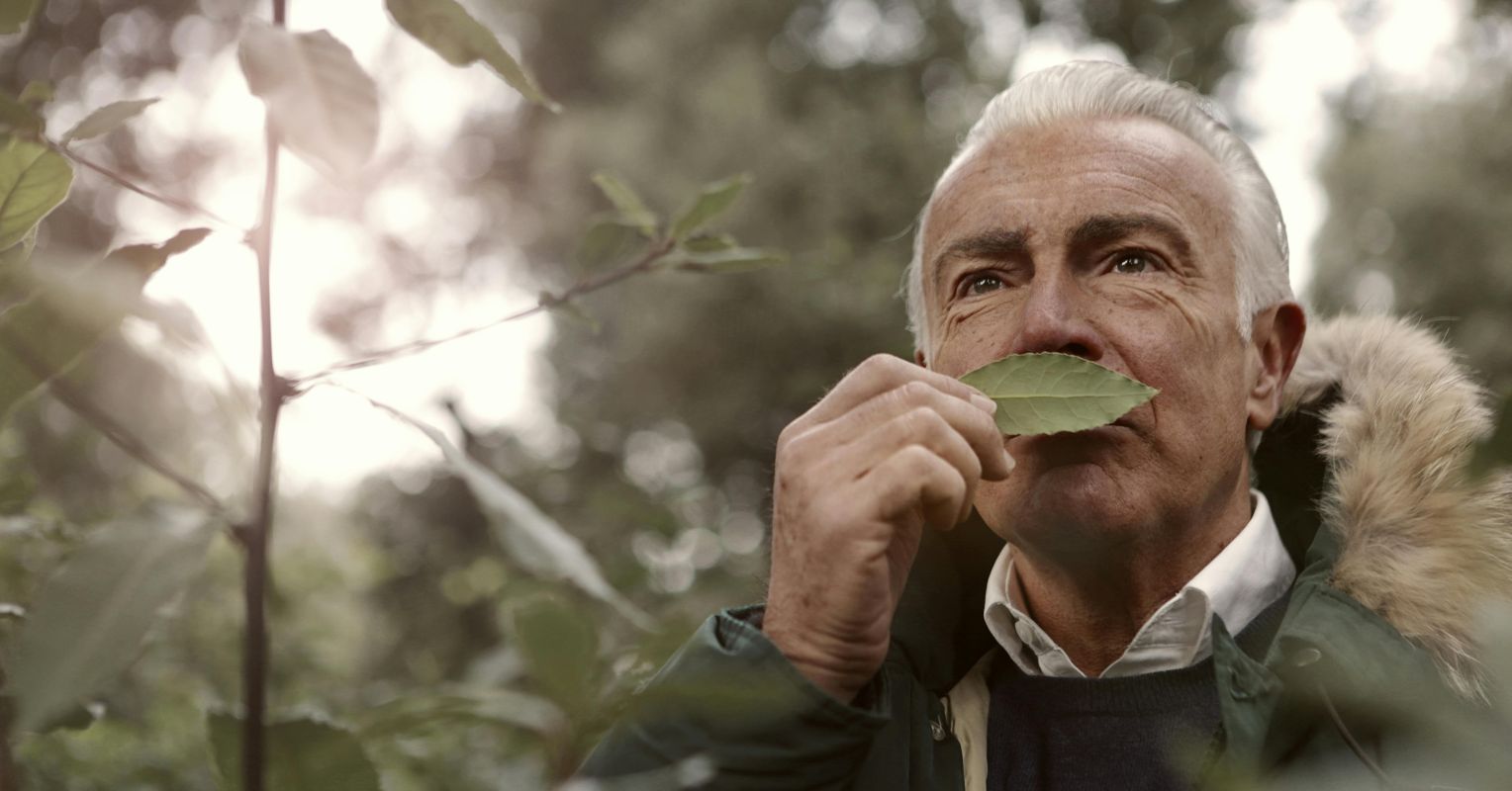 Loss of Smell Is an Early Warning Sign for Alzheimer's | Psychology Today