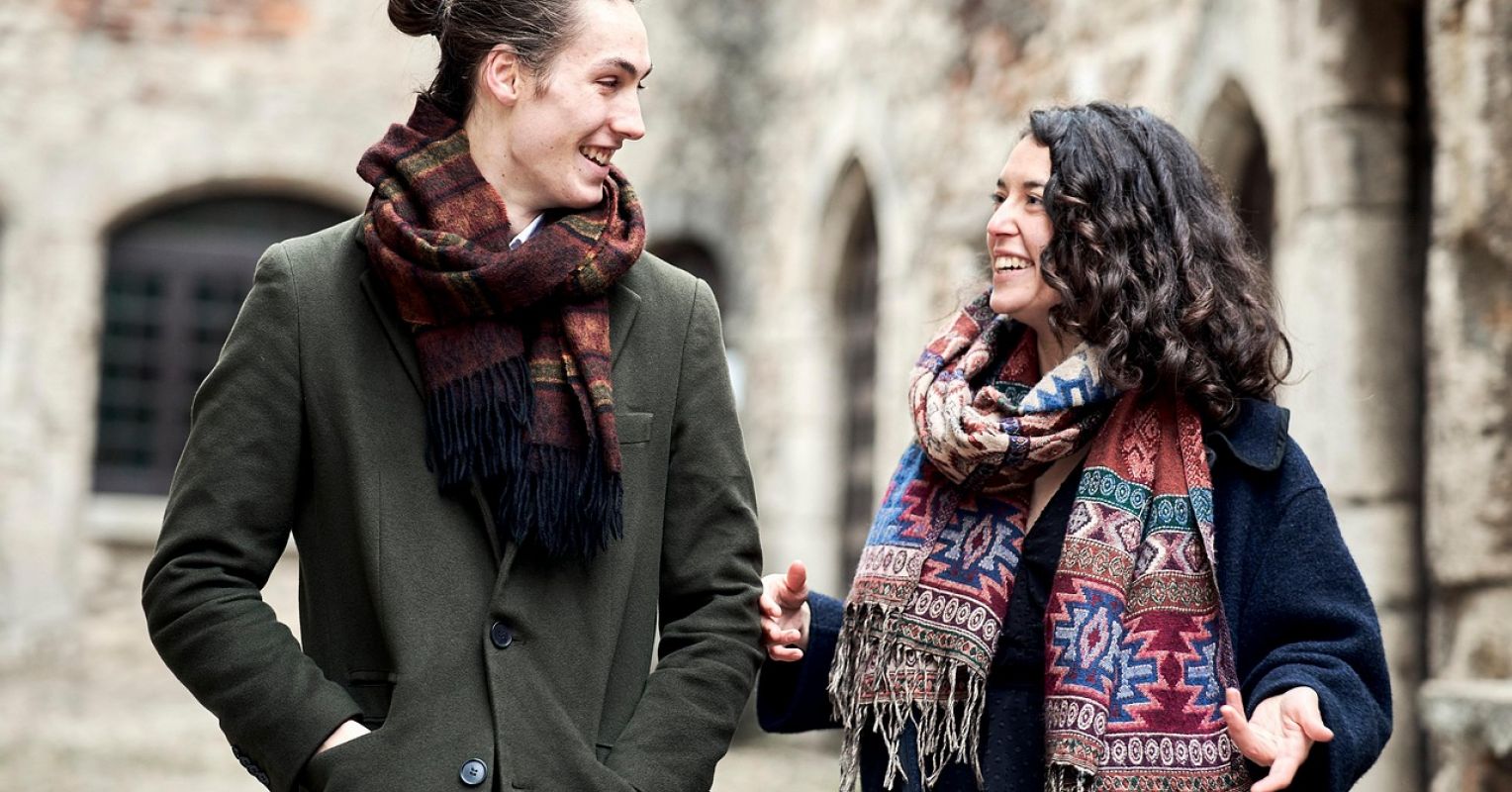 Small Talk Is the Conversation That Can Create Chemistry | Psychology ...