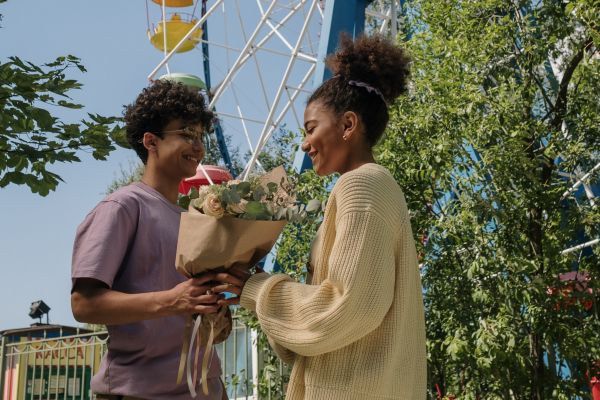 The Top 12 Relationship Problems, According to the Experts | Psychology ...