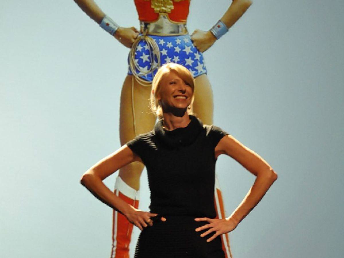 superman pose ted talk