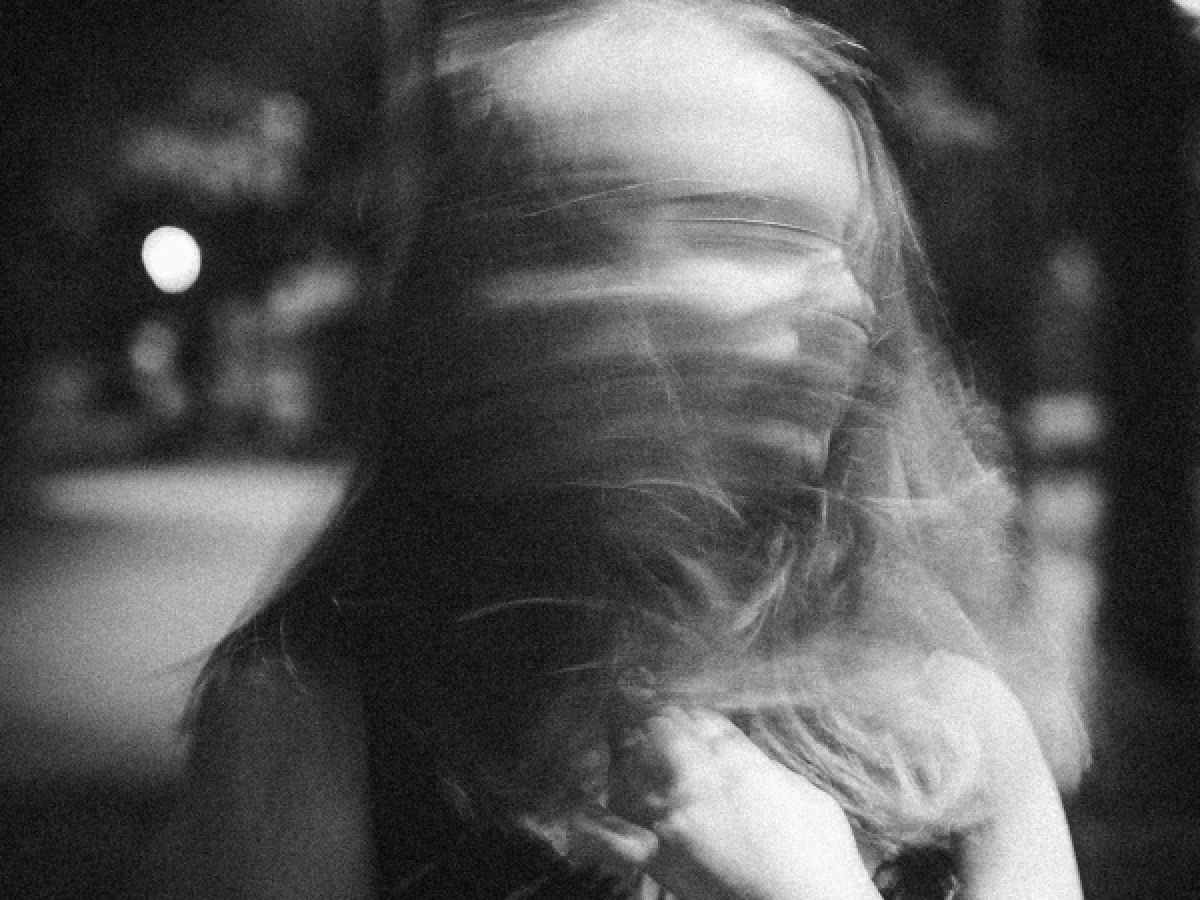 flash face distortion effect